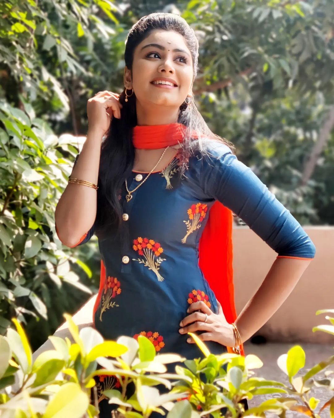 photos: இன்னும் பஞ்சாயத்தே முடியல! மீண்டும் மணப்பெண் கோலத்தில் சீரியல் ...