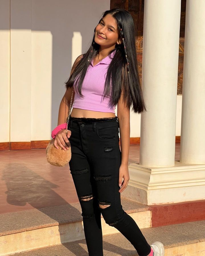 PHOTOS: அஜித்தின் 'வீரம்' படத்தில் வரும் கியூட் குழந்தையை நியாபகம் ...