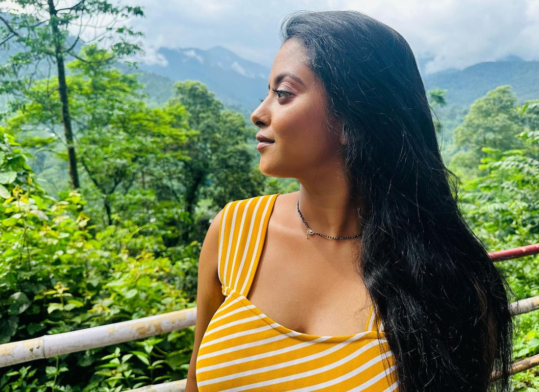 রোমান্টিক মুডে শ্রুতি-স্বর্ণেন্দু, দেখুন সেই সুন্দর মুহূর্তের ছবি | Television actress Shruti ...