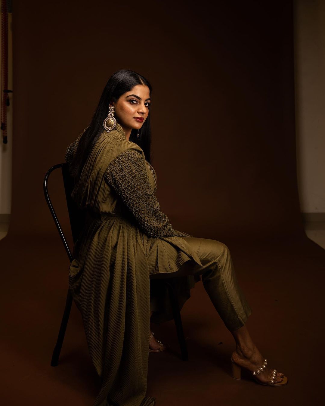 Actress Nikhila Vimal's Stunning Photoshoot Made a Great Second Entry ...