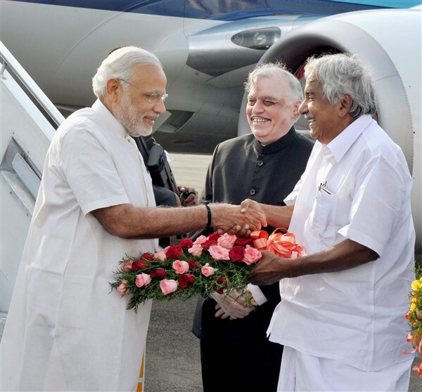 File Photos Of Former CM Oommen Chandy; Passed Away At The Age Of 79 ...