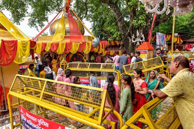 ಶ್ರಾವಣ ಮಾಸದ ಮೊದಲ ಸೋಮವಾರ: ದೇಶದೆಲ್ಲೆಡೆ ಶಿವನ ಆರಾಧನೆ | First Monday of the ...