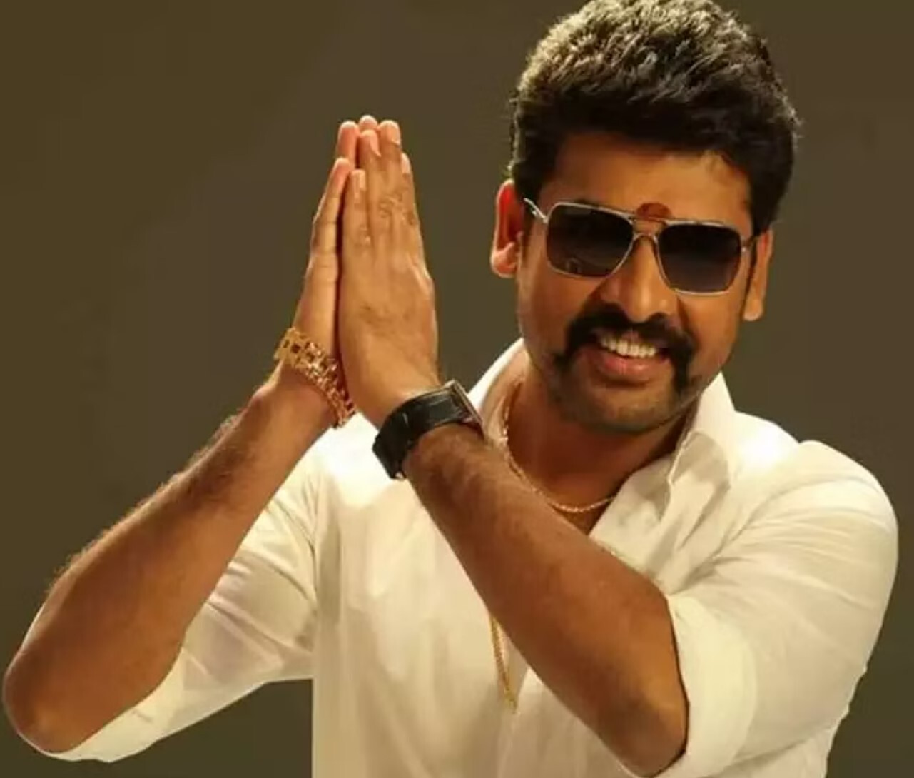 PHOTOS: நடிகர் விமலின் மனைவியை பாத்துருக்கீங்களா? இணையத்தை கலக்கும் ...