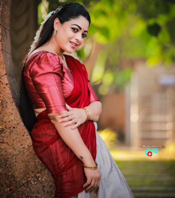 photos: தலையணை பூக்கள் சீரியல் நடிகையா இது.. இத்தனை படங்கள் ...