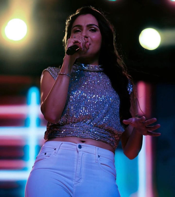 PHOTOS: ஜொலிக்கும் உடையில்.. இசை கச்சேரி பண்ணும் ஆண்ட்ரியாவின் ...