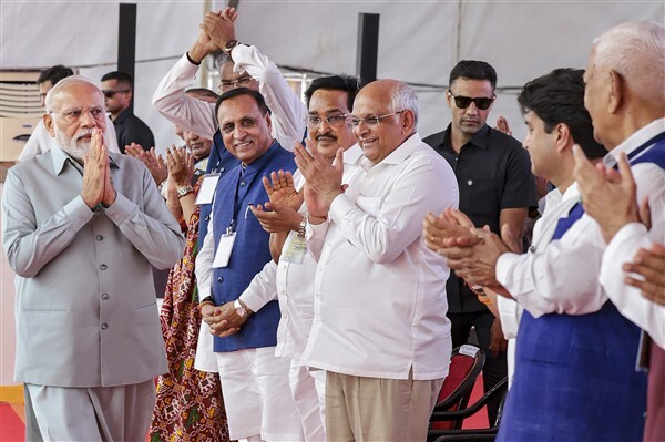 Prime Minister Narendra Modi Addresses A Public Meeting During The ...
