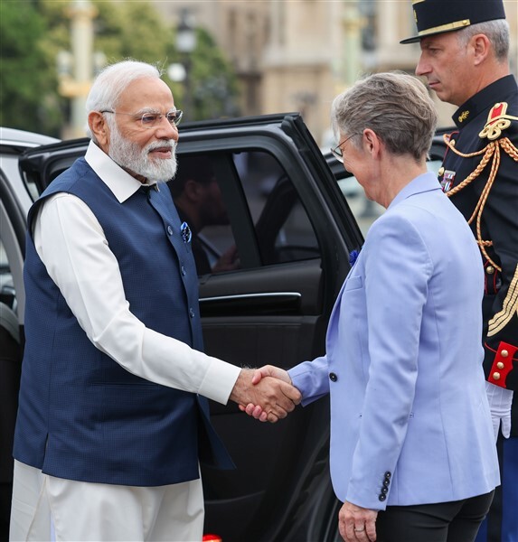 Prime Minister Narendra Modi At Bastille Day Parade In France Photos ...