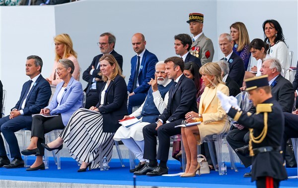 Prime Minister Narendra Modi At Bastille Day Parade In France Photos ...