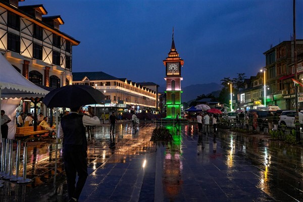 In Pics: Historic Clock Tower At Lal Chowk Illuminated In National ...