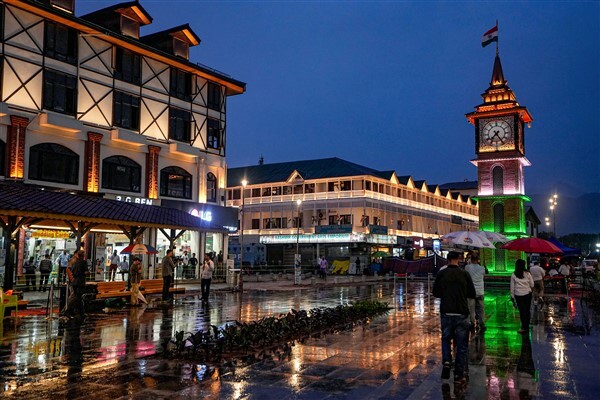 In Pics: Historic Clock Tower At Lal Chowk Illuminated In National ...