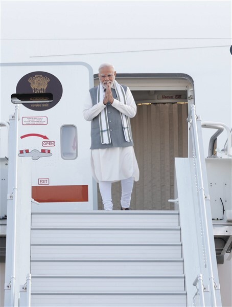 In Pics: PM Modi Lands In Greece; Receives Warm Welcome At The Airport ...