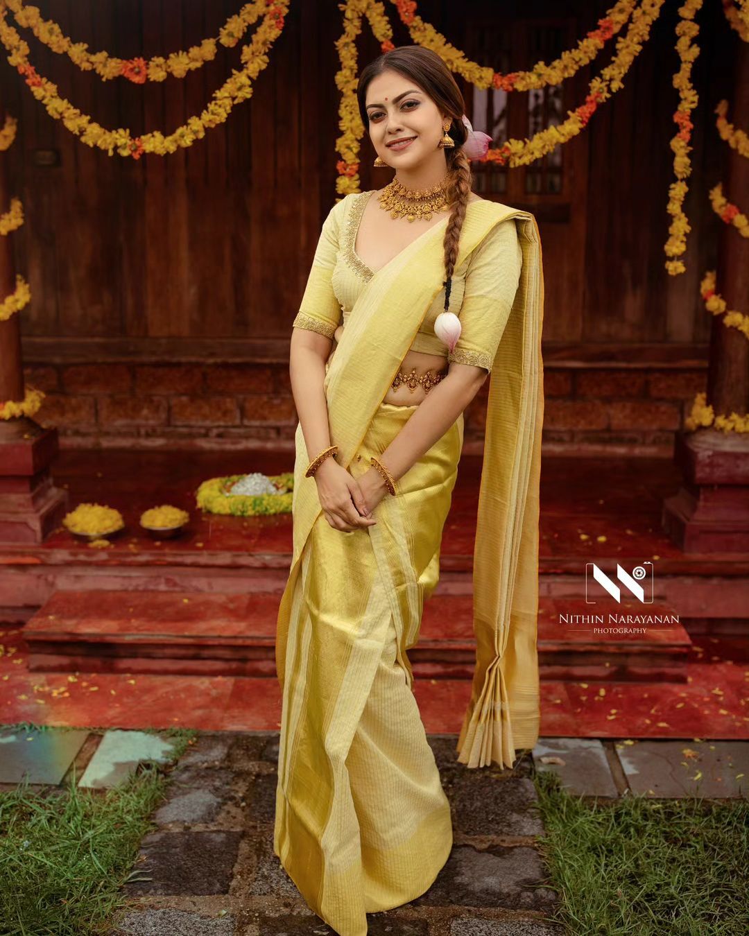 Mollywood Actress Anusree Stunning Photoshoot in Onam Special Attire ...
