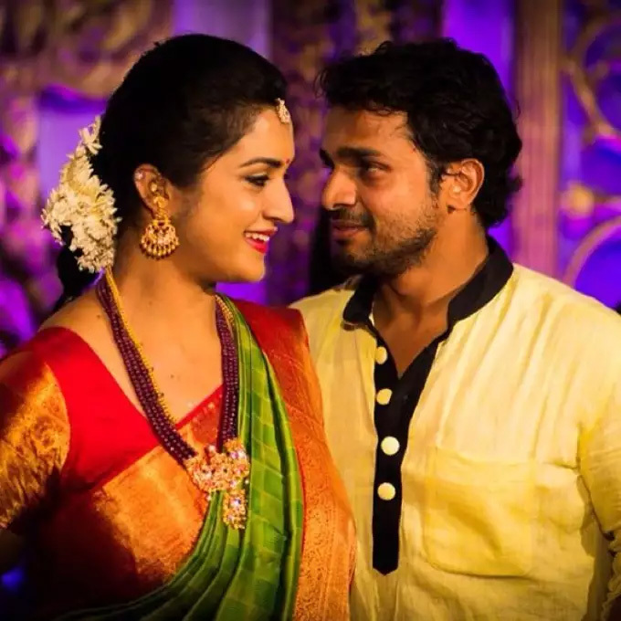 Photos Of Spandana Raghavendra, Wife Of Vijay Raghavendra, Who Passed ...
