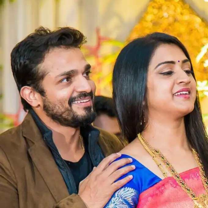 Photos Of Spandana Raghavendra, Wife Of Vijay Raghavendra, Who Passed ...