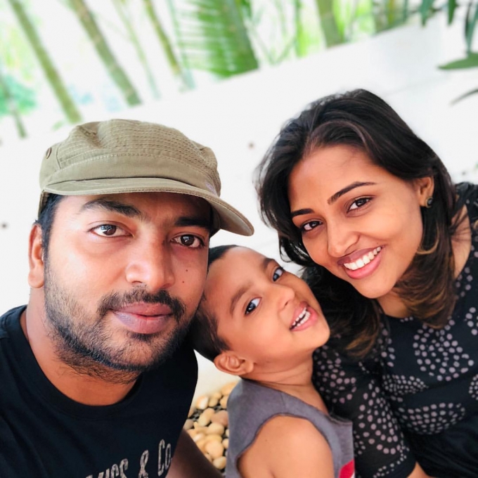 PHOTOS: 'மெட்ராஸ்' படத்தில் அன்புவாக நடிச்சவருக்கு இத்தனை குழந்தைகளா ...