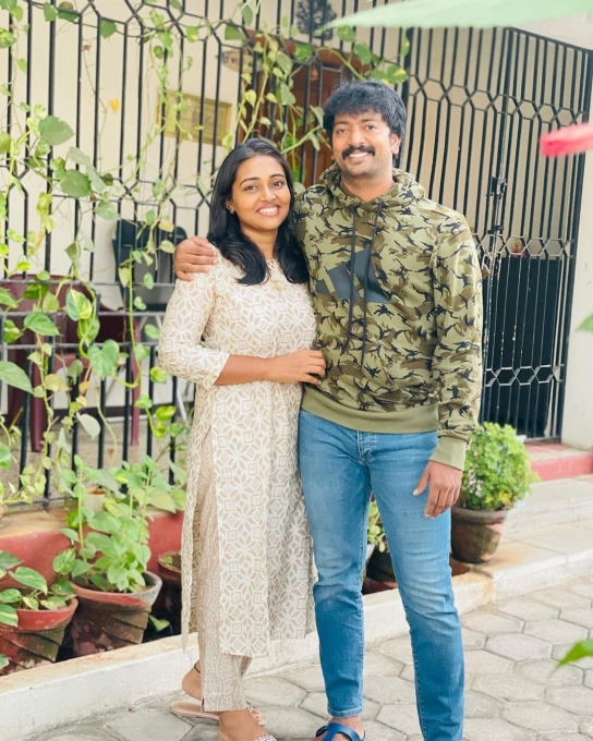 PHOTOS: 'மெட்ராஸ்' படத்தில் அன்புவாக நடிச்சவருக்கு இத்தனை குழந்தைகளா ...