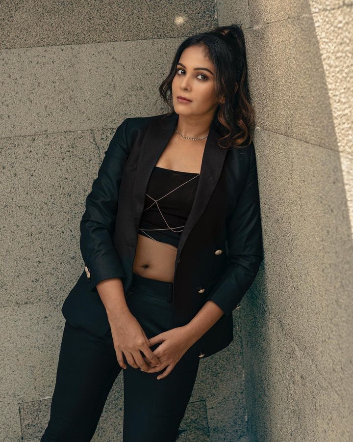 PHOTOS: போட்டோஷூட்டில் அட்டகாசம் செய்யும் சாந்தினி தமிழரசன்.. வெளியான லேட்டஸ்ட் பிக்ஸ் ...