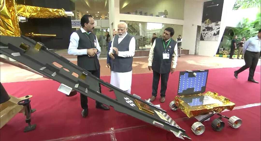 In Pics: PM Modi Visits ISRO Headquarters In Bengaluru, Congratulates ...