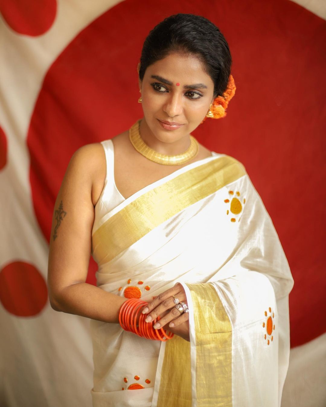 Poornima Indrajith's Traditional Look Goes Viral On Social Media, Check ...