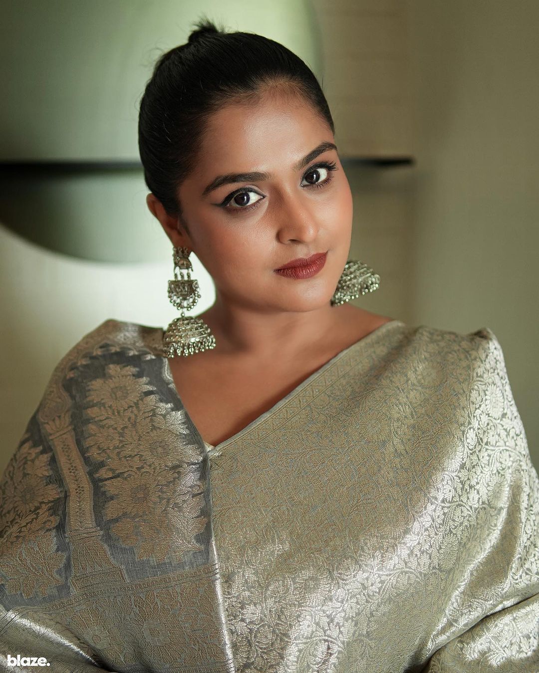 Remya Nambeesan's New Saree Look Goes Viral On Instagram, Check Out The ...