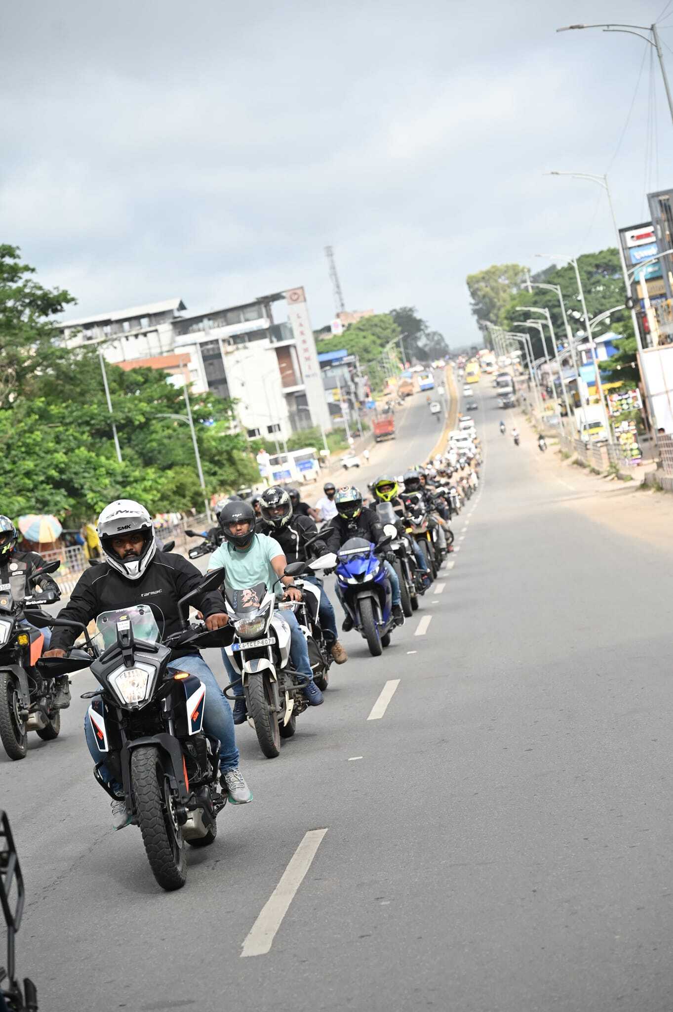 ಸಂಚಾರಿ ನಿಯಮ ಜಾಗೃತಿ ಮೂಡಿಸಲು ಶಿವಮೊಗ್ಗ ಪೊಲೀಸರ ಬೈಕ್ ಜಾಥಾ | Bike Ride ...