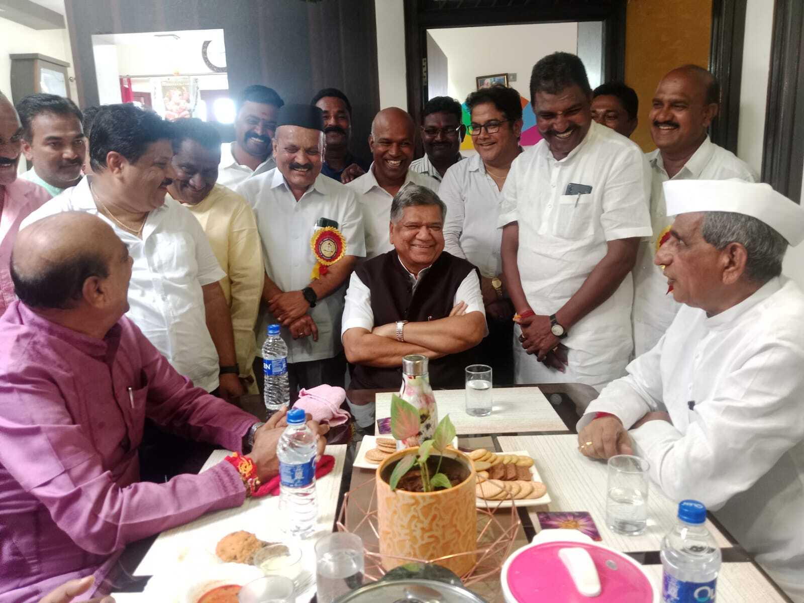 ಲಿಂಗಾಯತ ನಾಯಕರಿಗೆ ಕಾಂಗ್ರೆಸ್‌ ಗಾಳ: ಜಗದೀಶ ಶೆಟ್ಟರ್ ಜೊತೆ ಮುಖಾಮುಖಿ ಚರ್ಚೆ ...