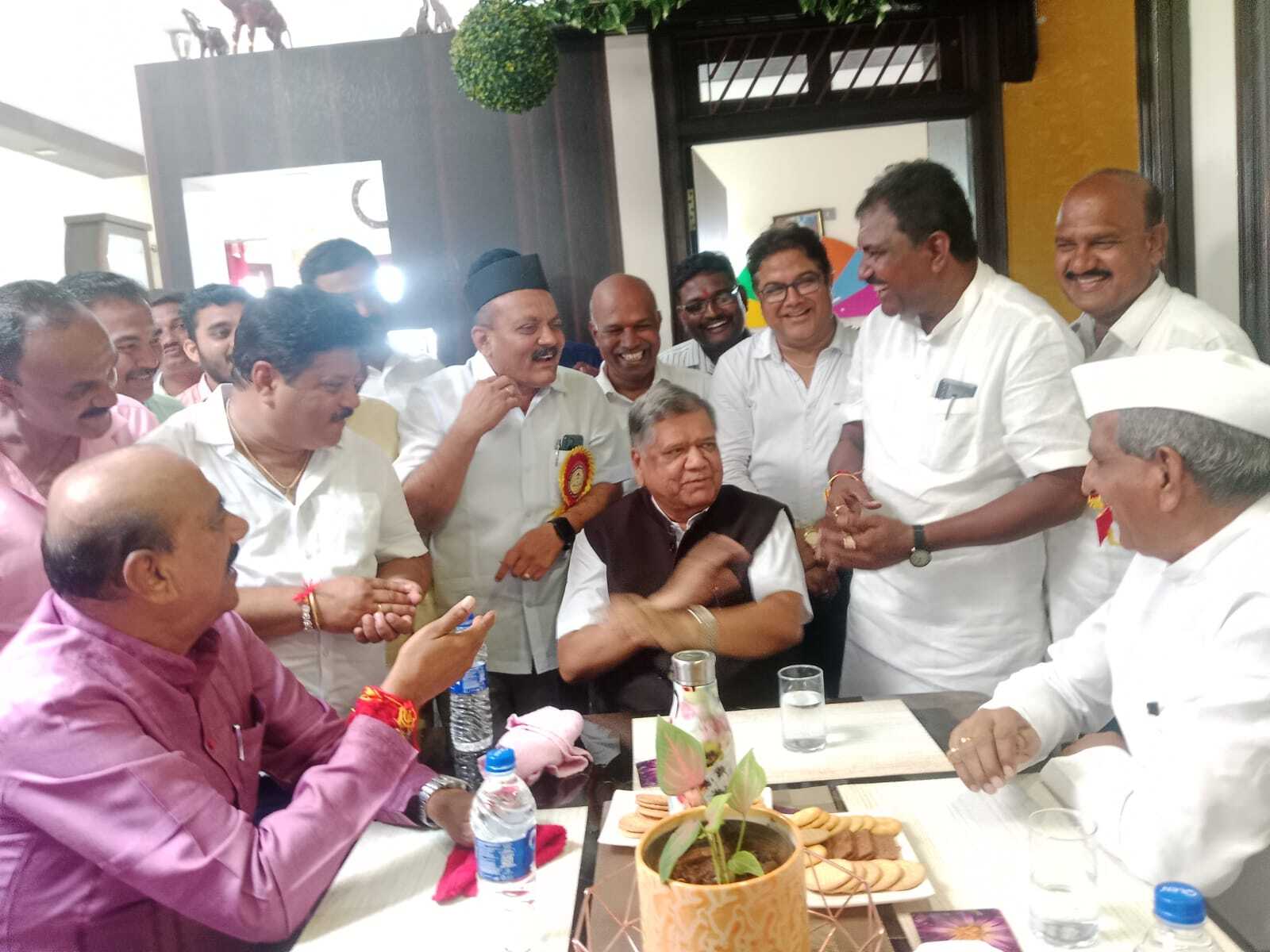 ಲಿಂಗಾಯತ ನಾಯಕರಿಗೆ ಕಾಂಗ್ರೆಸ್‌ ಗಾಳ: ಜಗದೀಶ ಶೆಟ್ಟರ್ ಜೊತೆ ಮುಖಾಮುಖಿ ಚರ್ಚೆ ...