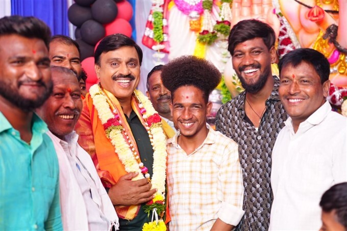 ಗಂಗಾವತಿ ನಗರದಲ್ಲಿ ಗಣಪತಿ ದರ್ಶನ ಪಡೆದ ಜನಾರ್ದನ ರೆಡ್ಡಿ! | Janardhan Reddy who ...
