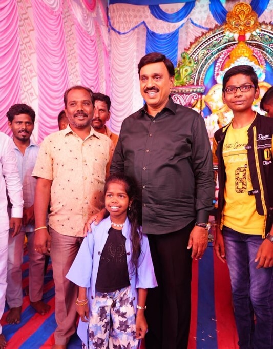 ಗಂಗಾವತಿ ನಗರದಲ್ಲಿ ಗಣಪತಿ ದರ್ಶನ ಪಡೆದ ಜನಾರ್ದನ ರೆಡ್ಡಿ! | Janardhan Reddy who ...