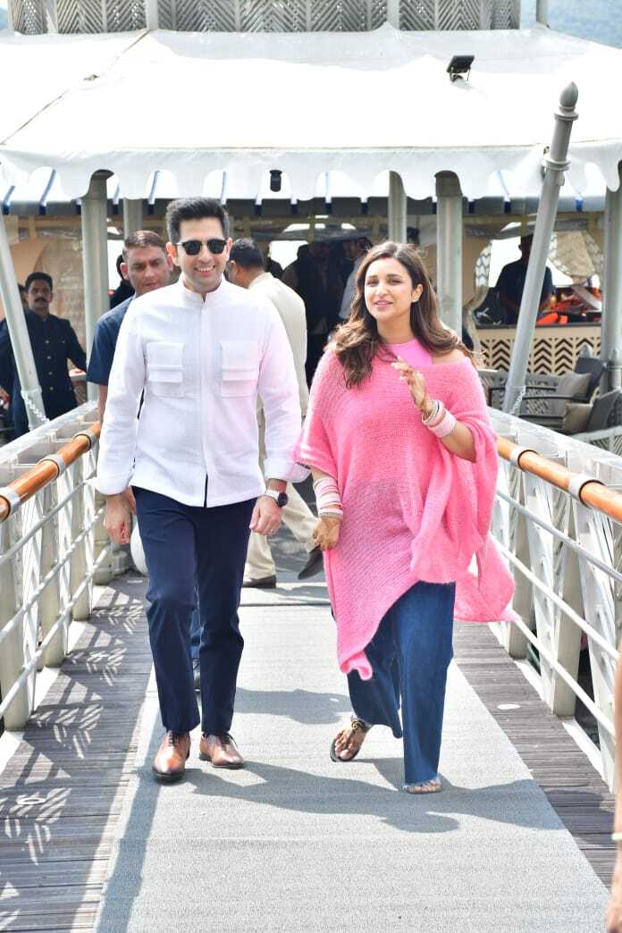 Parineeti Chopra & Raghav Chadha Spotted First Time Post-Marriage Photos: HD Images, Pictures ...