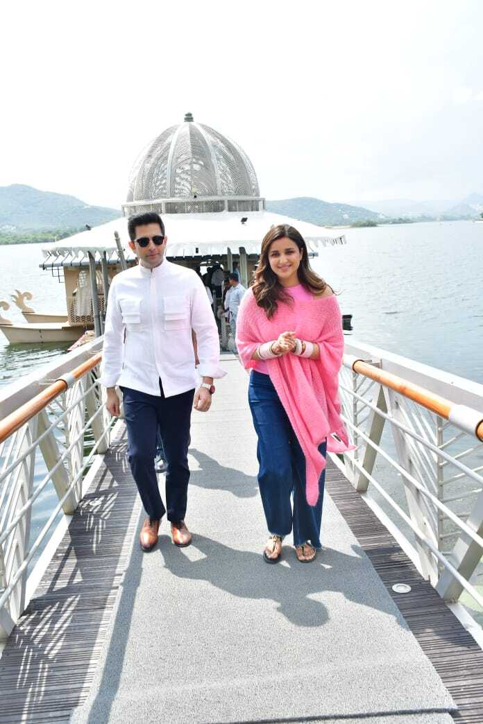 Parineeti Chopra & Raghav Chadha Spotted First Time Post-Marriage Photos: HD Images, Pictures ...