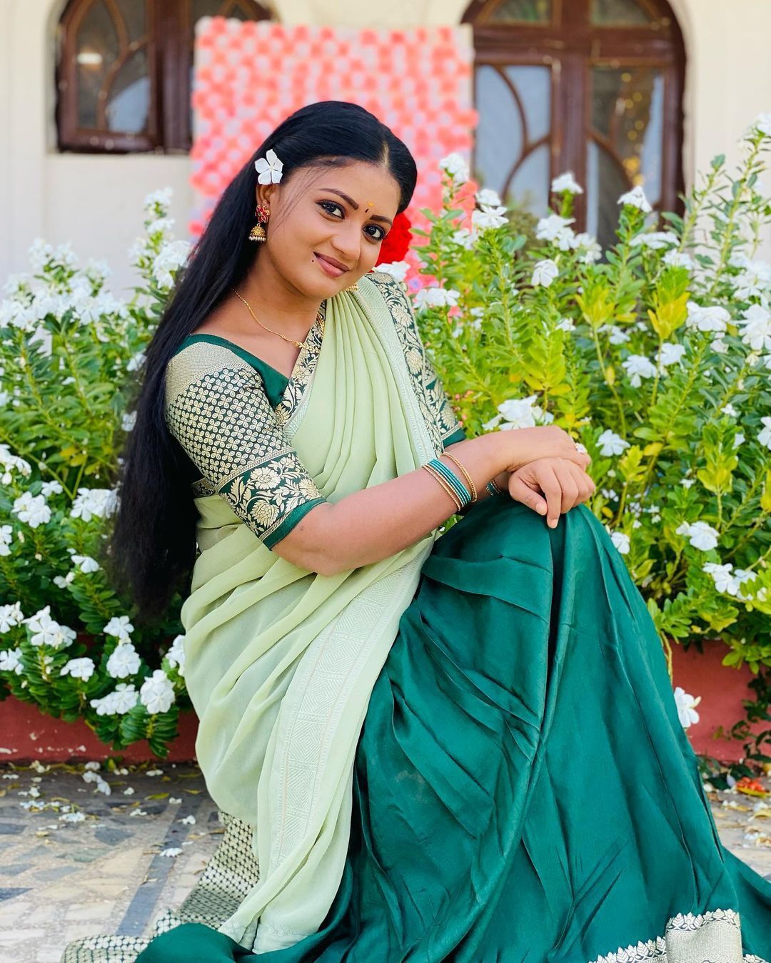 PHOTOS: பக்தி பரவசமாய் மாறிய சிறகடிக்க ஆசை சீரியல் நடிகை.. கமெண்டுகளை ...