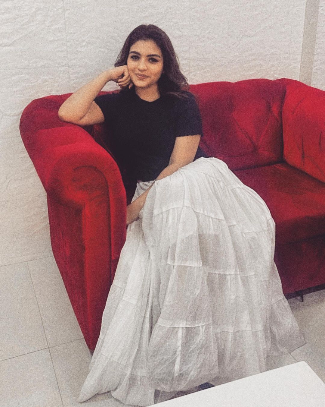 PHOTOS: அப்பாவுடன் இருக்கும் புகைப்படத்தை வெளியிட்டு உருக்கமான பதிவு ...