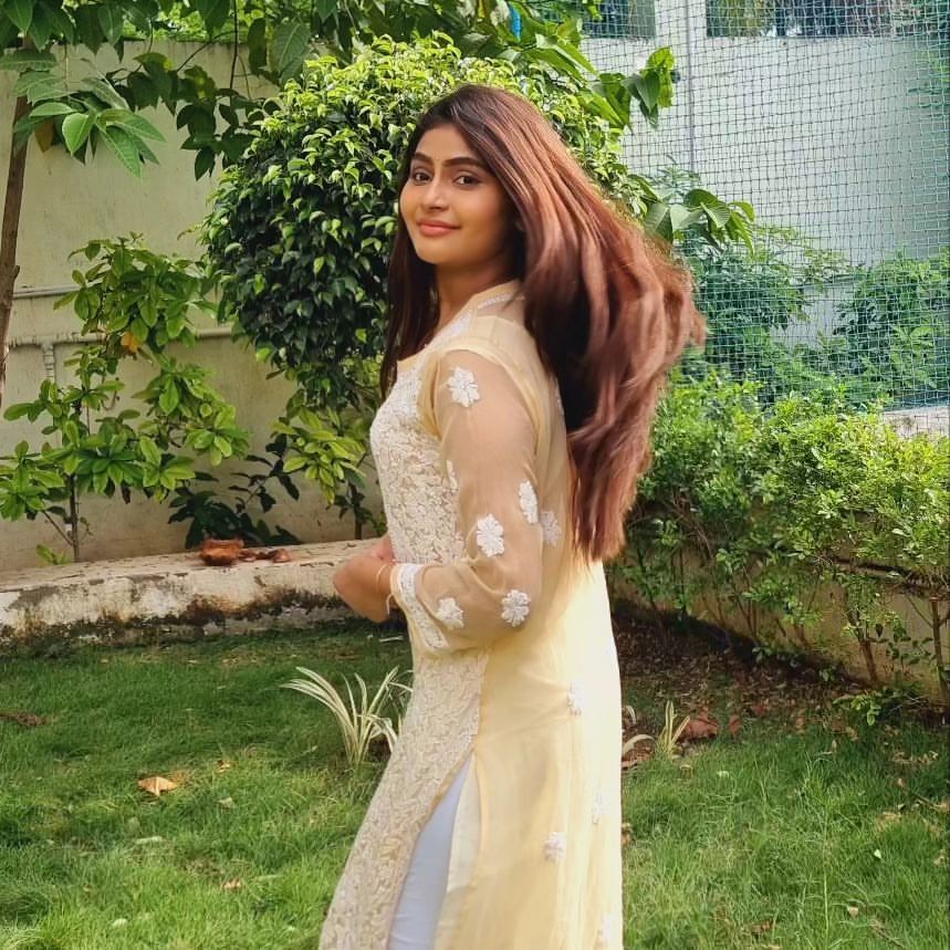 biggboss fame queency sneha latest modern outfit photos | - Oneindia ...