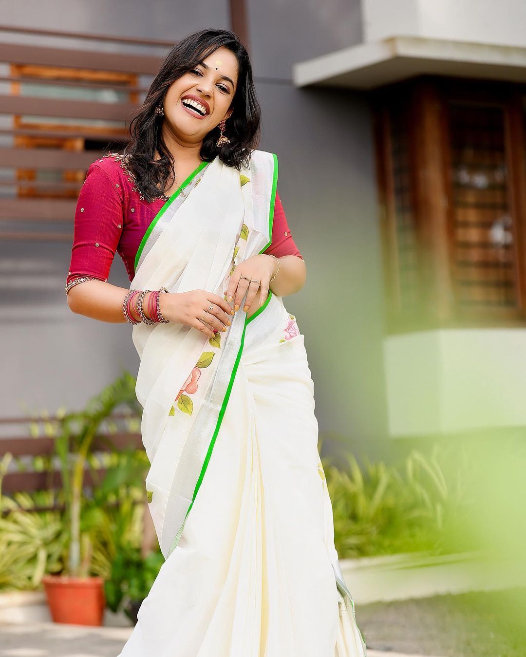 Serial Actress Amrutha Nair Gorgeous Look in Saree Made Wow Among Fans ...