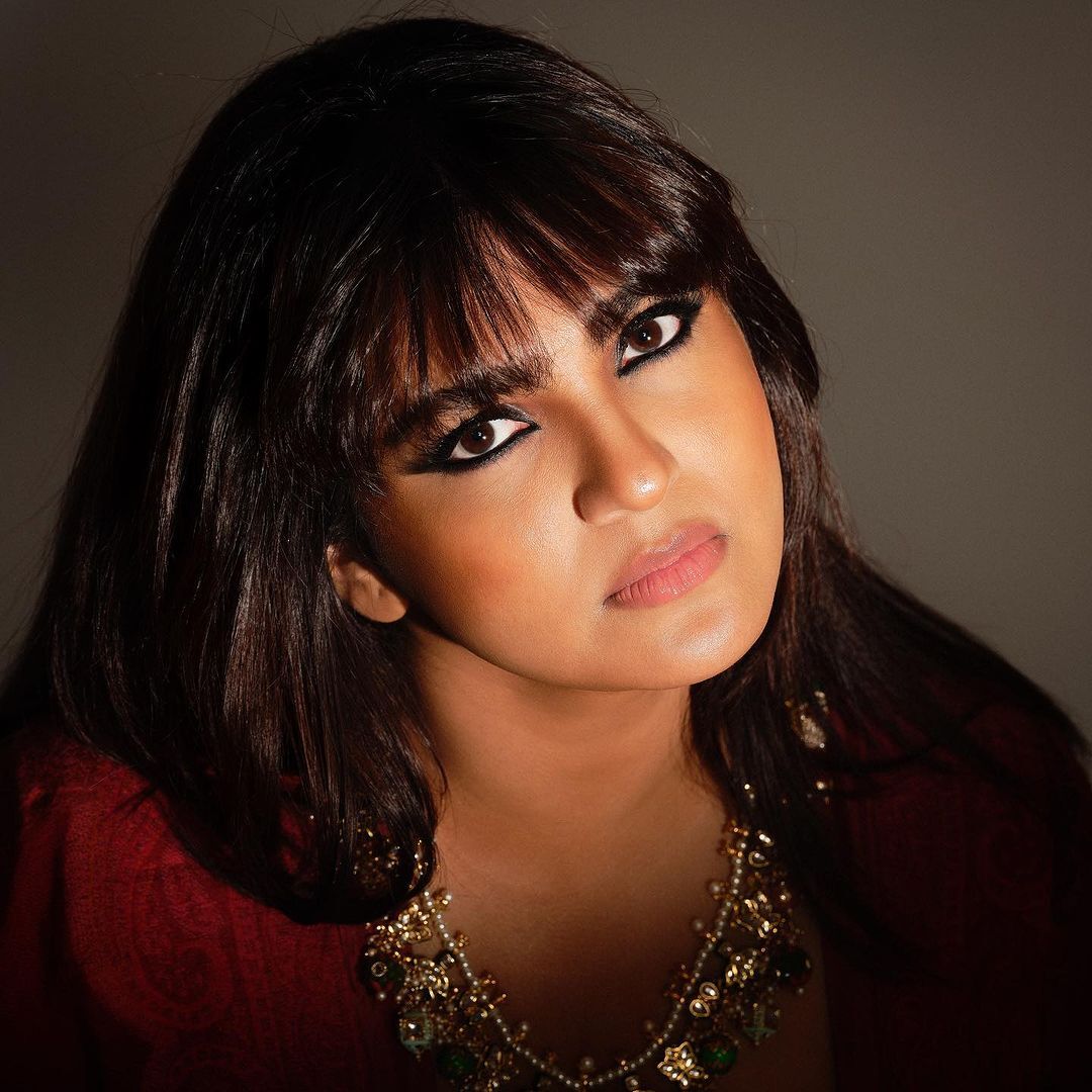 South Actress Parvathy Thiruvothu's Stunning Makeover Made Wow Among ...