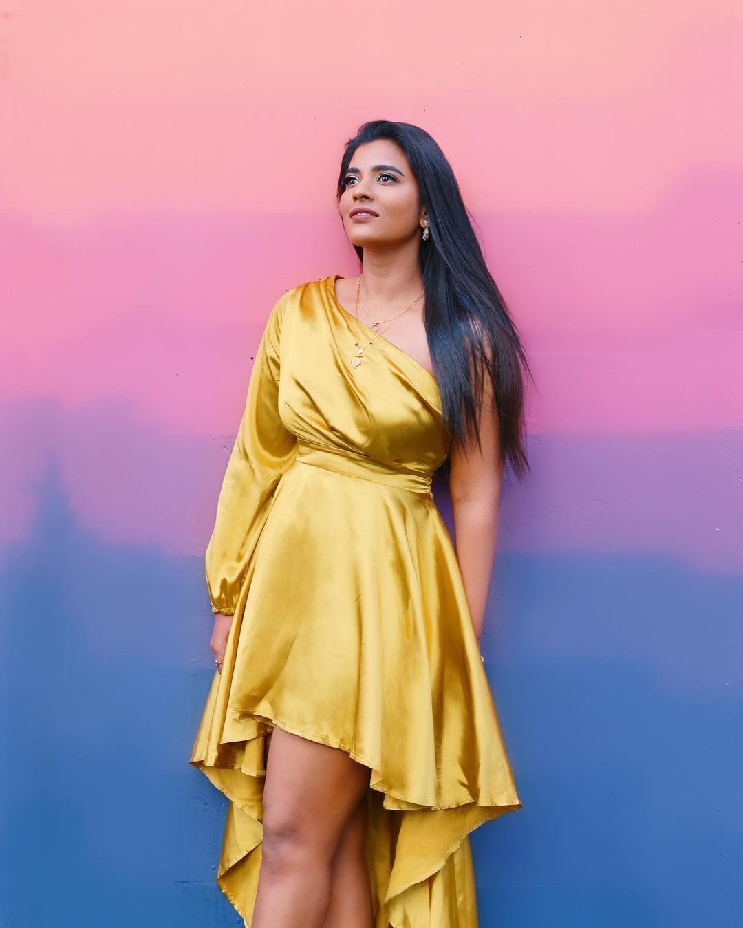 PHOTOS: க்ளோஸ் அப் ஷாட்டில் வேற லெவல் போஸ் கொடுத்த ஐஸ்வர்யா ராஜேஷ்.. லேட்டஸ்ட் போட்டோஸ் ...