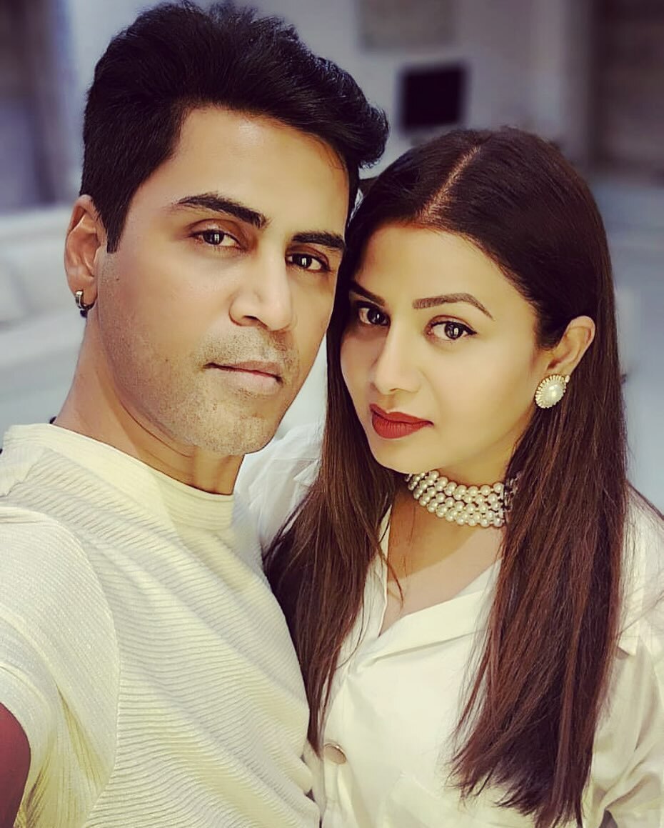 PHOTOS: நடிகை சங்கீதாவிற்கு இவ்வளவு பெரிய மகள் இருக்கிறாரா? லேட்டஸ்ட் ...