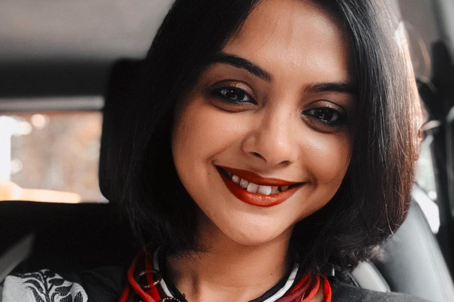 শার্টেই কামাল শোলাঙ্কির, অভিনেত্রীর নয়া অবতারে মুগ্ধ নেটবাসী | Actress ...