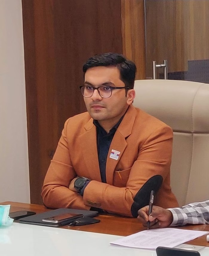 Success Story: हिंदी मीडियम से पढ़े इस लड़के ने पास की UPSC की परीक्षा, इस तरह चौथे प्रयास में ...