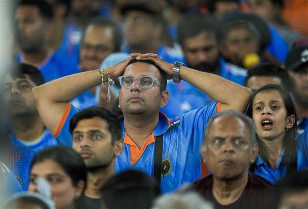 PHOTOS: சோ சேட் மொமெண்ட்ஸ்! தோல்வியை தாங்க முடியாத வீரர்கள்.. கண்ணீரில் ...