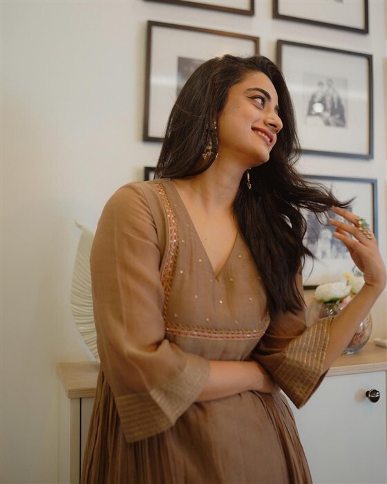 Namitha Pramod's New Photos From Rajni Movie Promotions Goes Viral On Social Media, Check Out ...