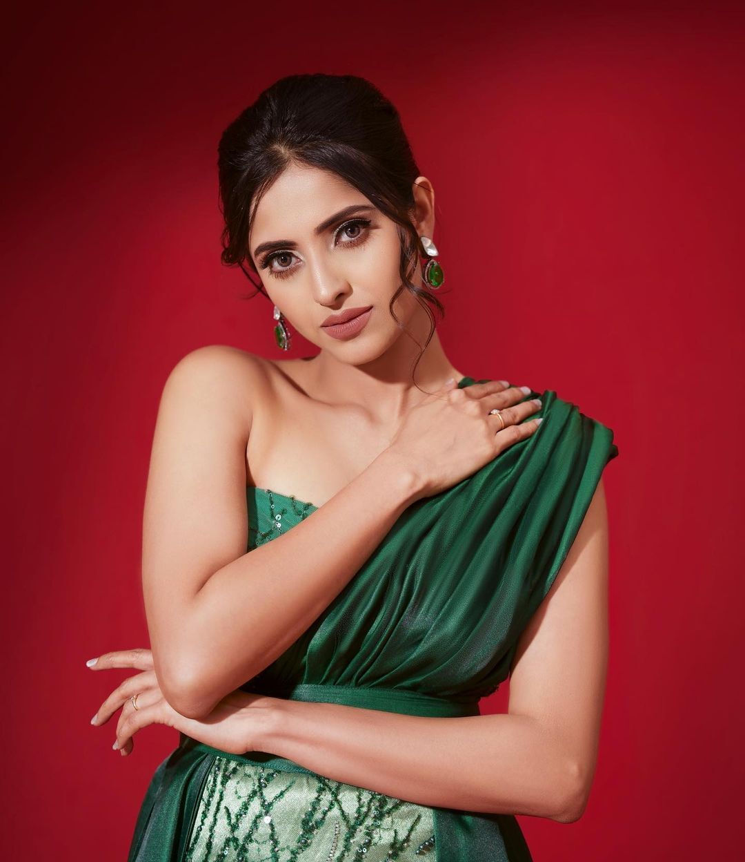 PHOTOS: வித்தியசமான கதாபாத்திரம்.. புது சீரியல்.. நடிகை ஆயிஷாவின் லேட்டஸ்ட் அப்டேட் | televison ...