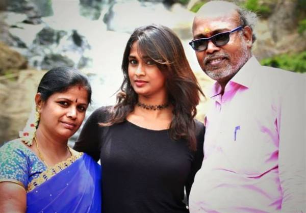 PHOTOS: பிக் பாஸ் பூர்ணிமாவின் குடும்பத்தை பார்த்துள்ளீர்களா? வேற மாறி ...