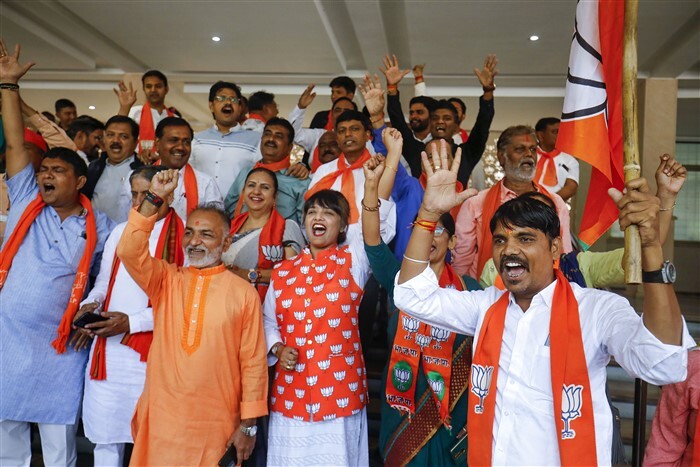 BJP Supporter's Joyous Moments During Assembly Election 2023 Festivity ...