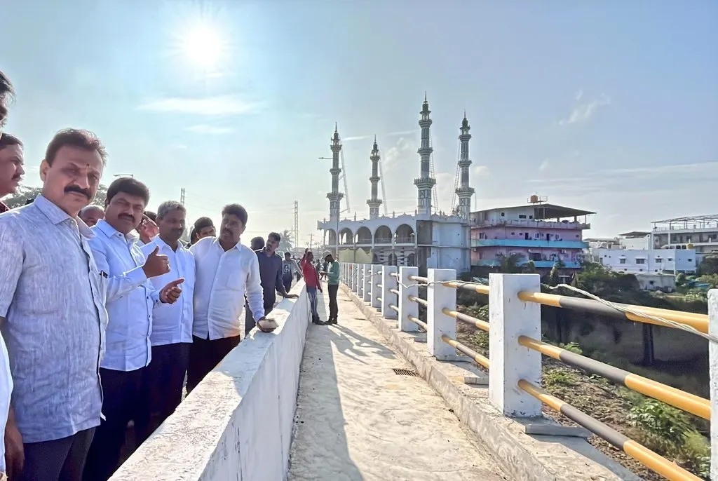 ಶಿವಮೊಗ್ಗ ಬೈಪಾಸ್‌ ರಸ್ತೆಯ ತುಂಗಾ ನದಿ ಹೊಸ ಸೇತುವೆ ಉದ್ಘಾಟನೆ | BY Raghavendra ...