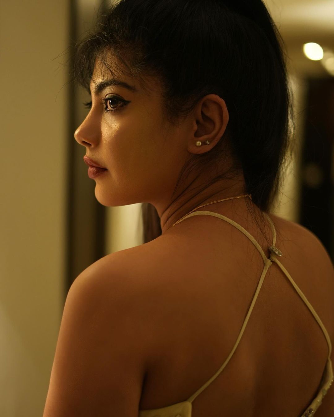 Mollywood Actress Nayana Elza's Latest Clicks Goes Viral over Social ...