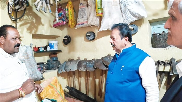 ಜಮಖಂಡಿಯ ಪ್ರಗತಿ ಪರ ರೈತ ಮಹಾದೇವ ತೋಟಕ್ಕೆ ಕೃಷಿ ಸಚಿವರ ಭೇಟಿ | N ...