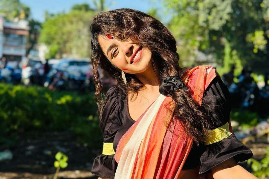 মেদহীন ফিগারে অনন্যা শার্লি, গ্ল্যামার দেখে রাতের ঘুম উড়ছে লাখো পুরুষের! | See actree ...