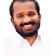 Kerala Politicians: Top Kerala Political Leaders List - Oneindia